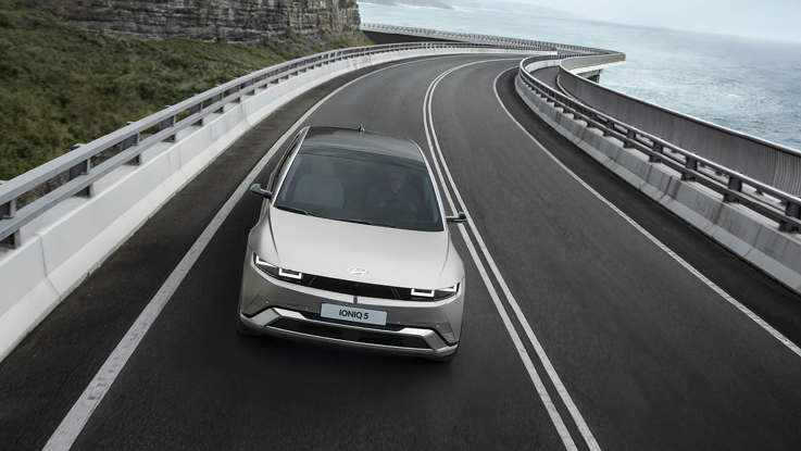 Ny IONIQ 5 | Den populære elbil er kommet i en ny udgave | Hyundai Danmark